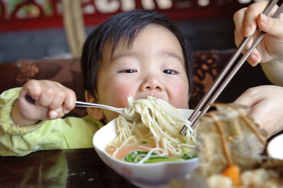 PLN Parenting 101: Introducing Solids—How & When to Start - Parent Life ...